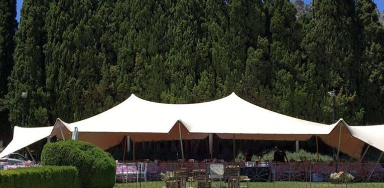 ≡ Carpa De Exterior De Jardín.